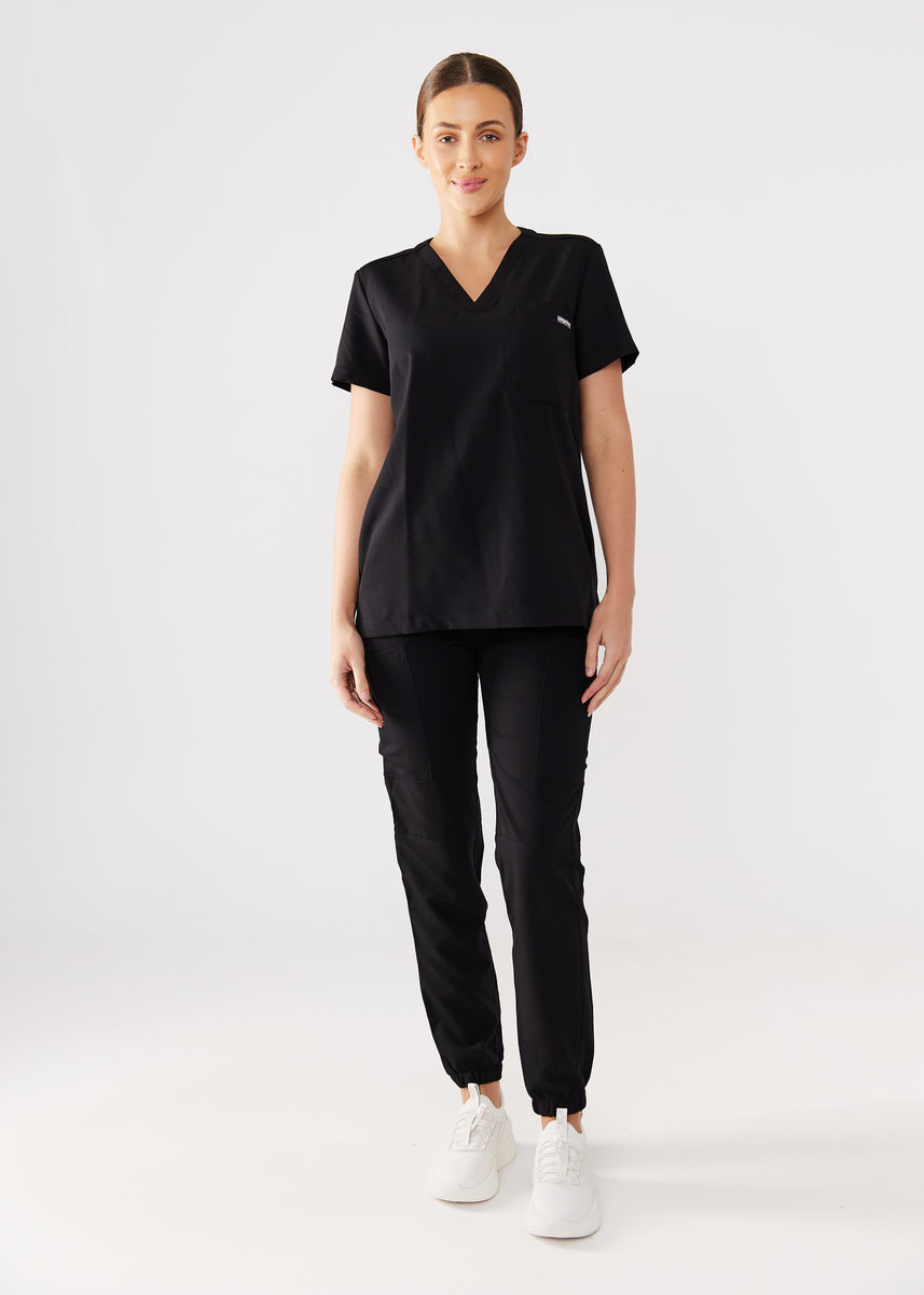 Yarra Two-Pocket Scrub Top – Gaia Republic